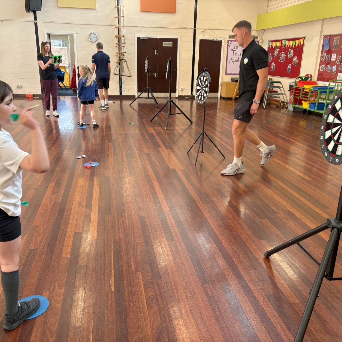 Forest View Primary School - Darts Workshops