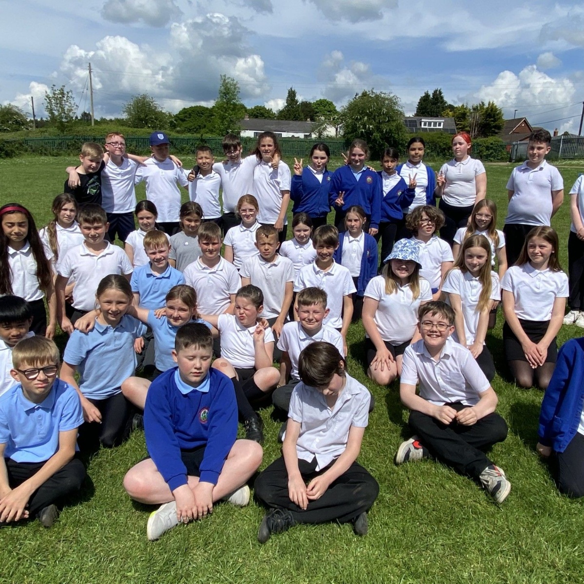 Forest View Primary School - Year 6 celebrate!